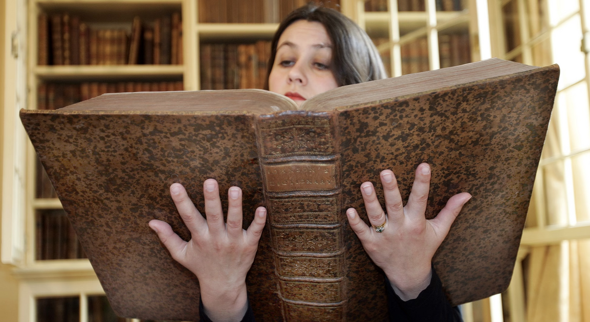 A Quick Guide to Photo Booth Terminology – SpinPix360